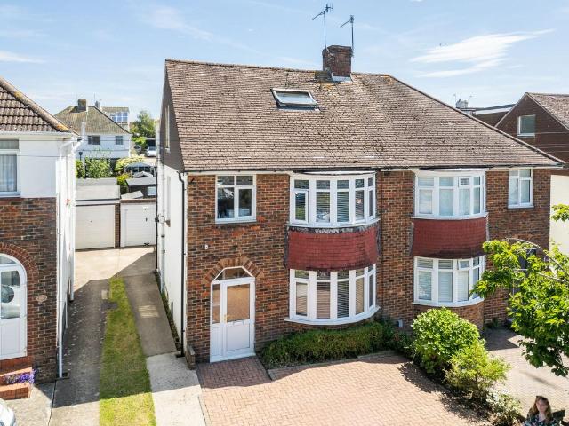 5 bedroom semi detached house for sale
