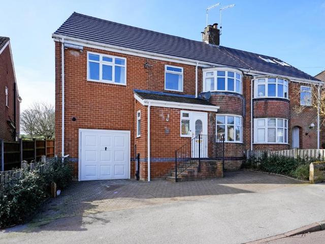 5 bedroom semi detached house for sale