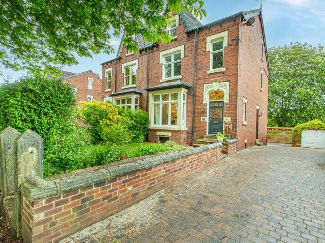 5 bedroom semi detached house for sale