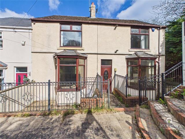5 bedroom semi detached house for sale