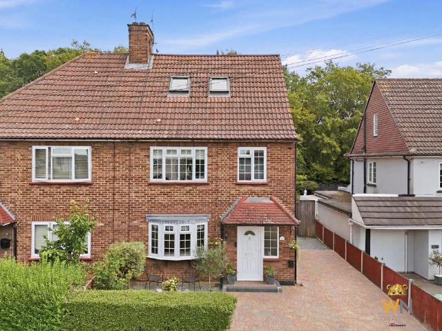 5 bedroom semi detached house for sale