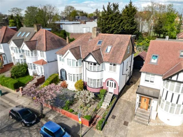 5 bedroom semi detached house for sale