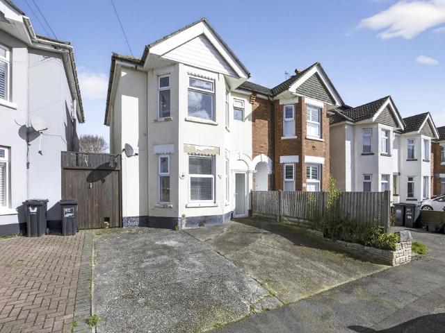 5 bedroom semi detached house for sale