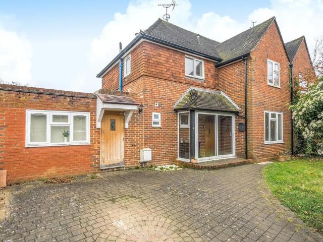 5 bedroom semi detached house for sale
