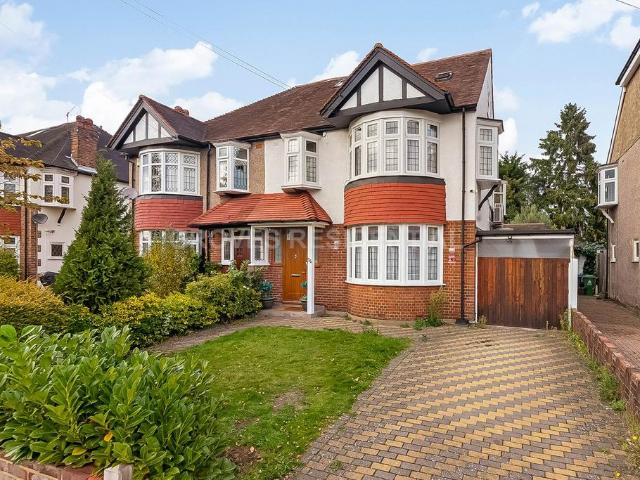 5 bedroom semi detached house for sale