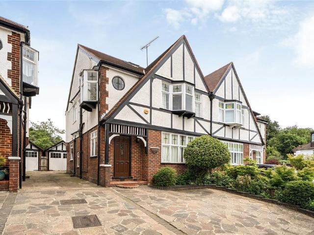 5 bedroom semi detached house for sale