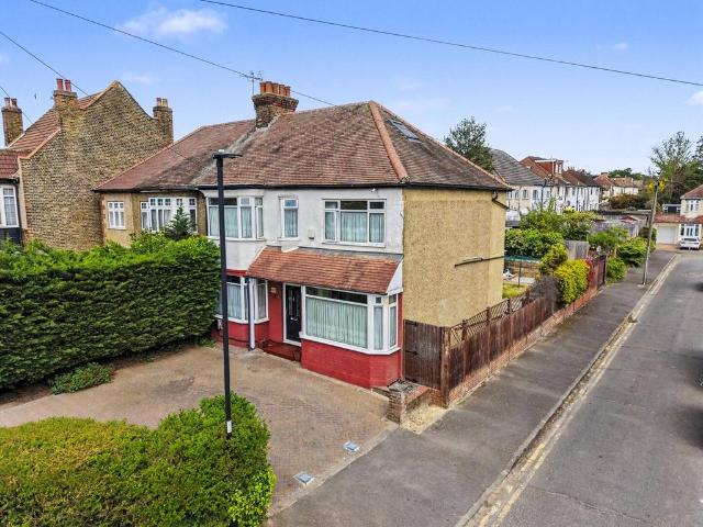 5 bedroom semi detached house for sale