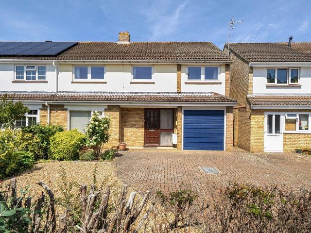 5 bedroom semi detached house for sale