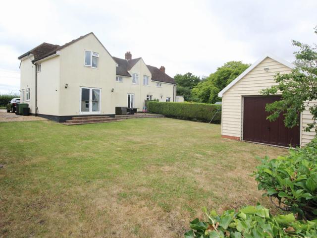 5 bedroom semi detached house for sale