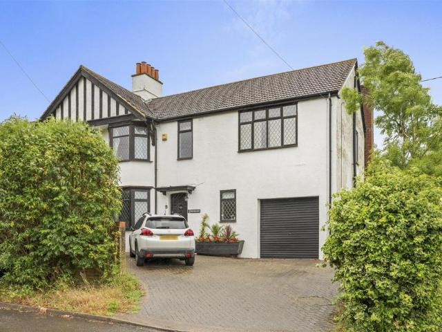 5 bedroom semi detached house for sale