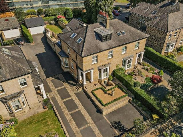 5 bedroom semi detached house for sale