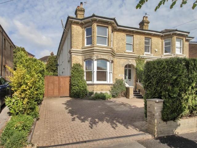 5 bedroom semi detached house for sale