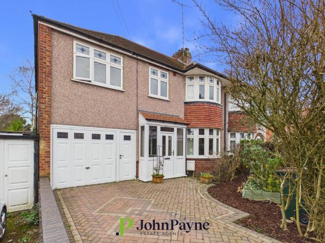 5 bedroom semi detached house for sale