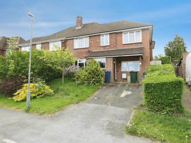 5 bedroom semi detached house for sale