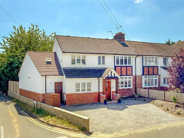 5 bedroom semi detached house for sale
