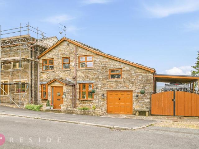 5 bedroom semi detached house for sale