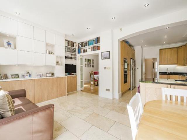 5 bedroom semi detached house for sale
