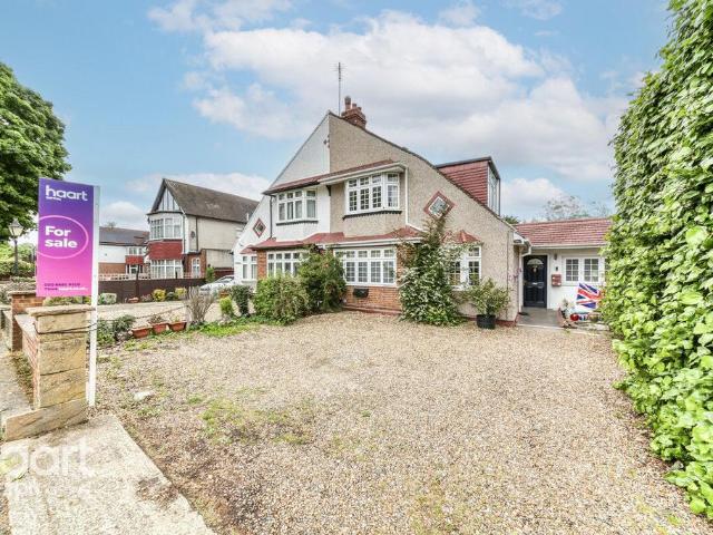 5 bedroom semi detached house for sale