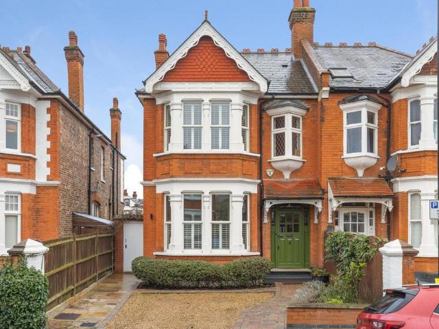 5 bedroom semi detached house for sale