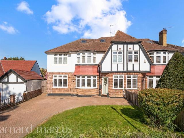 5 bedroom semi detached house for sale