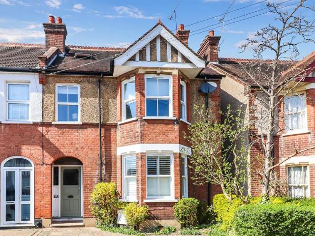 5 bedroom semi detached house for sale