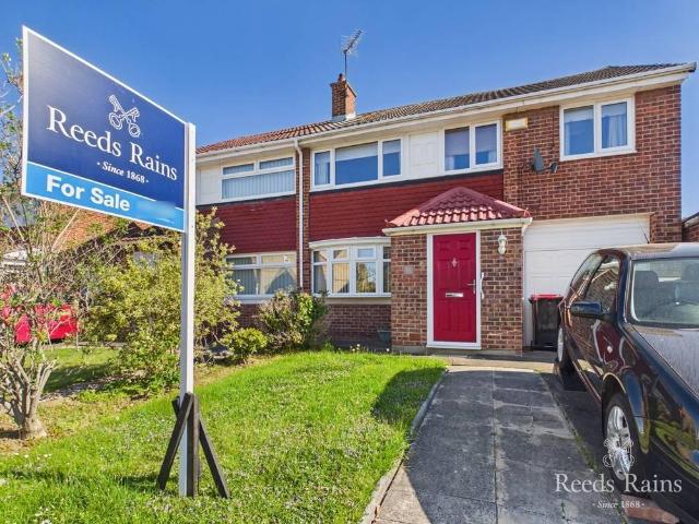5 bedroom semi detached house for sale