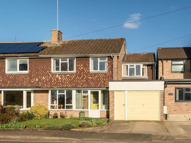 5 bedroom semi detached house for sale