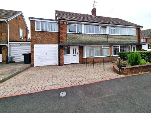 5 bedroom semi detached house for sale