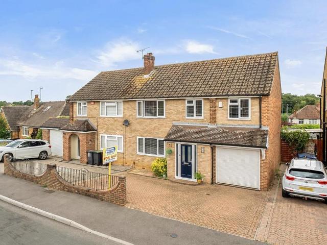 5 bedroom semi detached house for sale