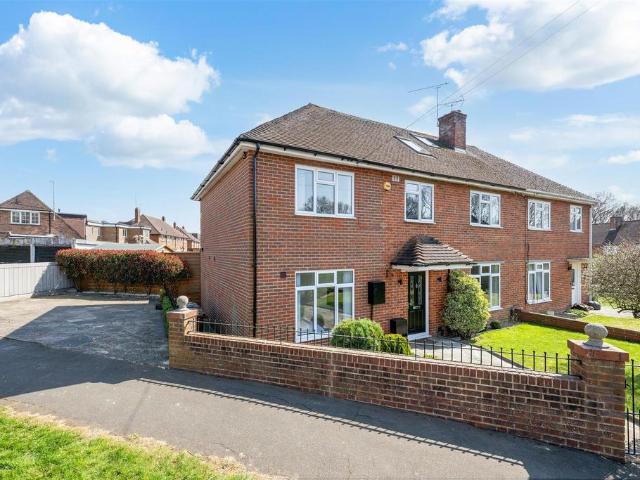 5 bedroom semi detached house for sale