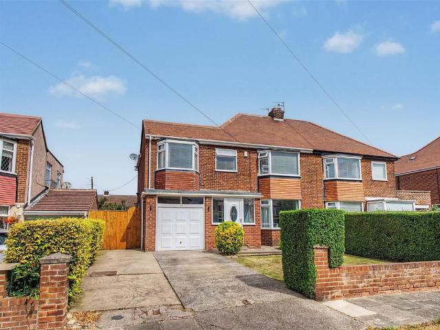 5 bedroom semi detached house for sale