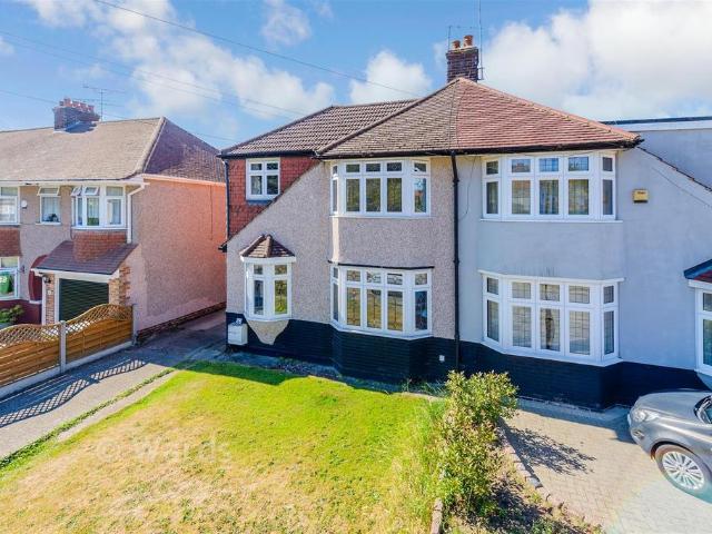 5 bedroom semi detached house for sale