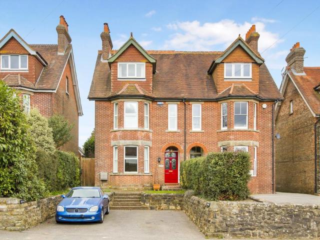5 bedroom semi detached house for sale