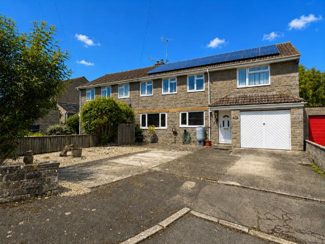 5 bedroom semi detached house for sale