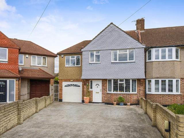 5 bedroom semi detached house for sale