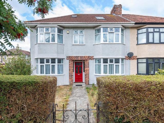 5 bedroom semi detached house for sale