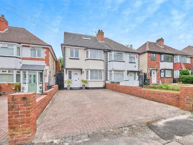 5 bedroom semi detached house for sale