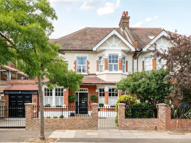 5 bedroom semi detached house for sale