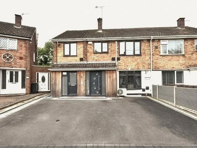 5 bedroom semi detached house for sale