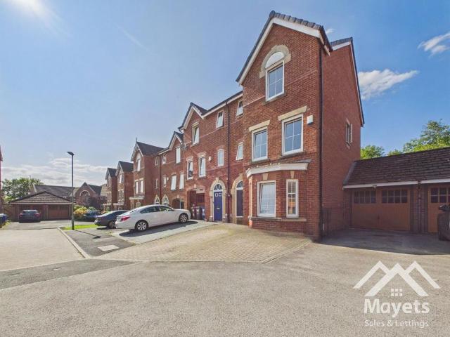 5 bedroom semi detached house for sale