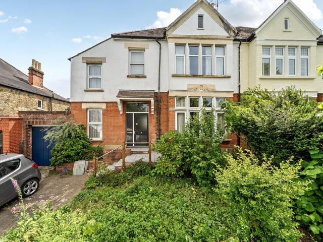 5 bedroom semi detached house for sale