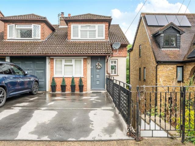 5 bedroom semi detached house for sale