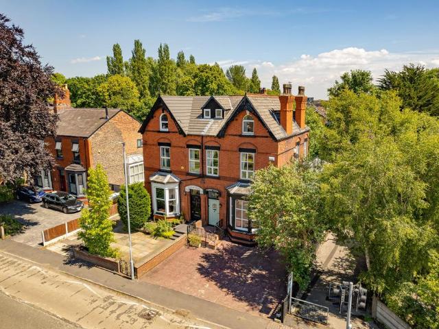 5 bedroom semi detached house for sale