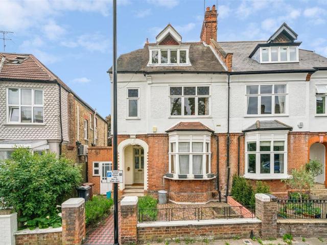 5 bedroom semi detached house for sale