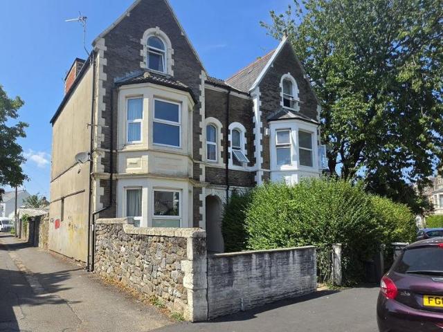5 bedroom semi detached house for sale