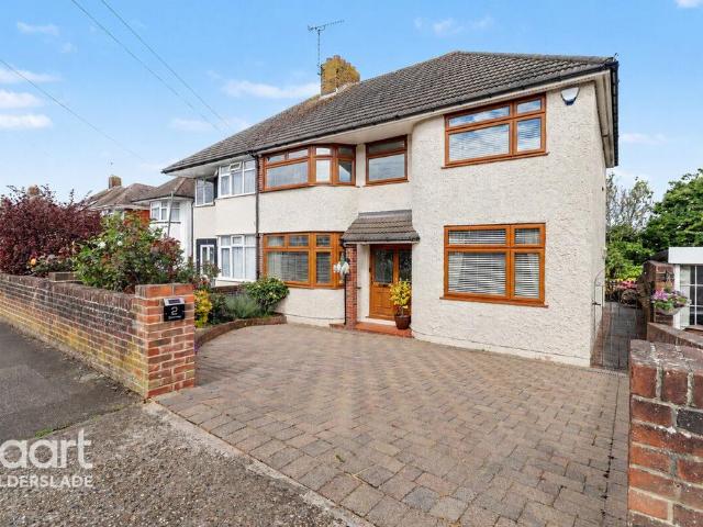 5 bedroom semi detached house for sale