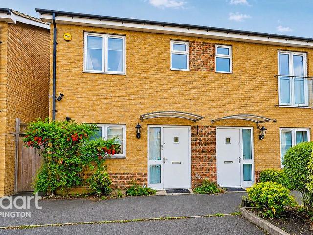 5 bedroom semi detached house for sale