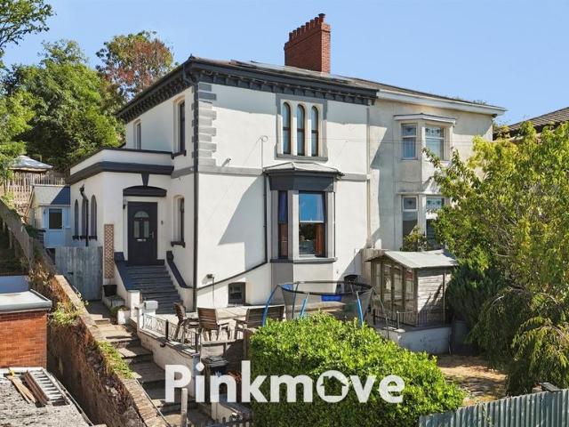 5 bedroom semi detached house for sale