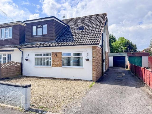5 bedroom semi detached house for sale