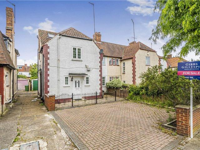 5 bedroom semi detached house for sale